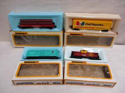 4 Bachmann HO Model Train Cars Chef Boyardee Boxcar Flat Log Car ...