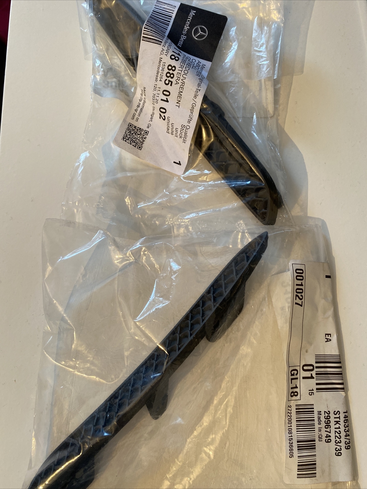 2x Cover Cover Grille Mercedes CLA 118 REAR LEFT GENUINE A1188850102 ...