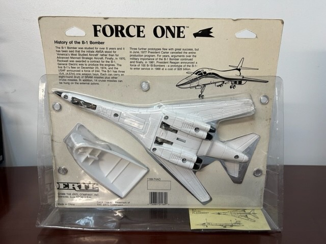 NIP 1988 ERTL Force One Diecast Military Aircraft B-1 BOMBER ...