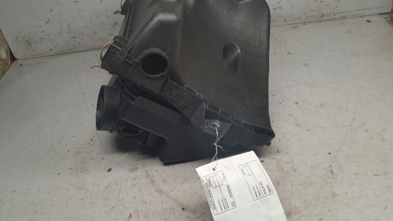 CADILLAC DTS 2006-2011 Air Intake Cleaner Filter Box Housing | eBay