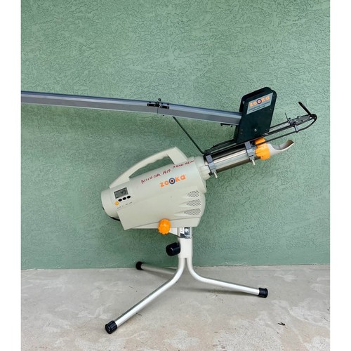 Zooka Baseball Pitching Hitting Machine ZS720 with Autoloader and New ...
