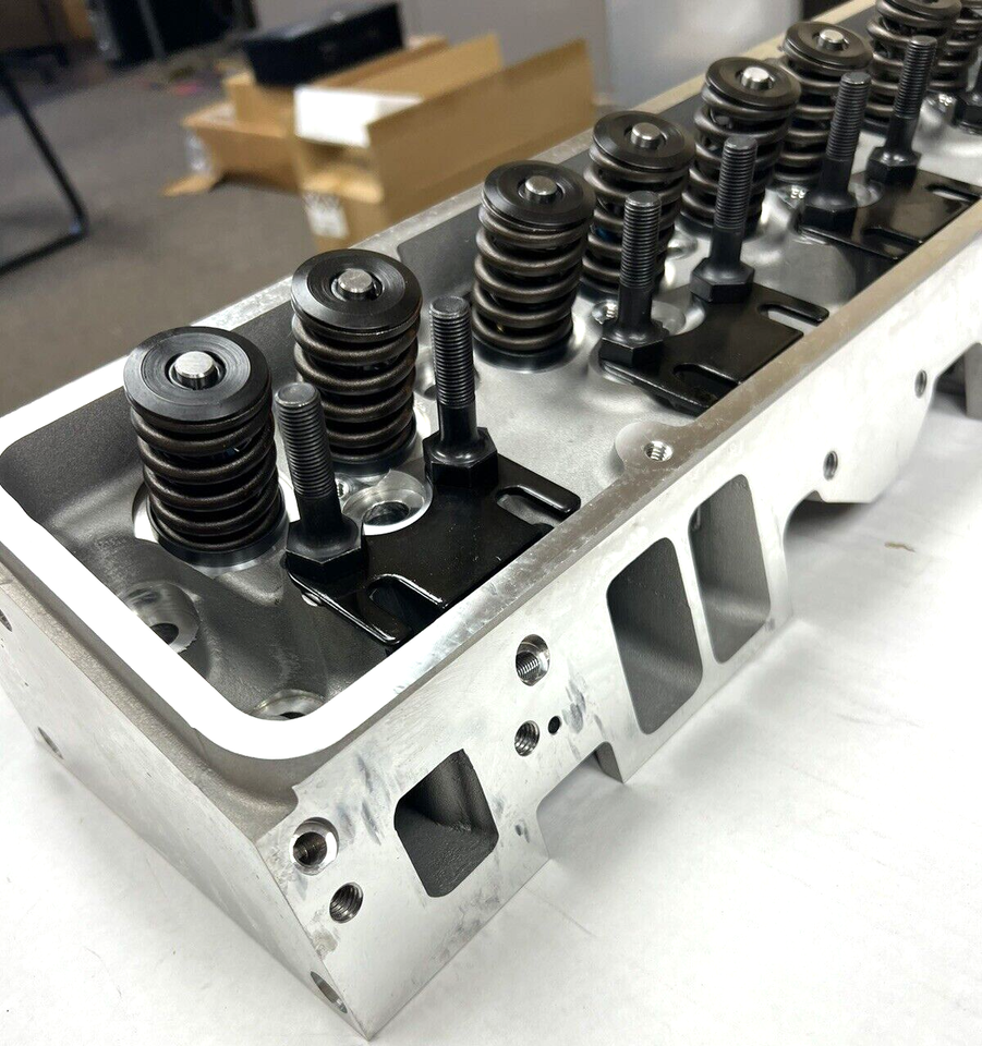 SBC (2) Fully Assembled Aluminum Cylinder Heads QualCast 15-120011 64cc ...