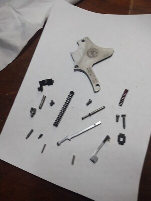 Taurus , Model 85 38spcl Side Plate Transfer Bar Bolt Springs Pins #24 ...