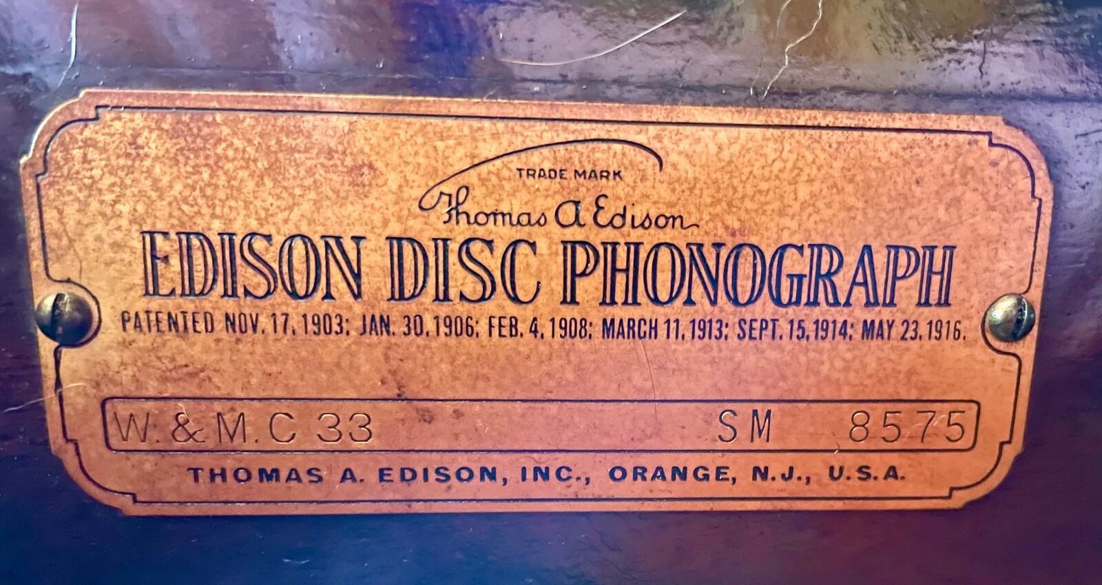 1916 Thomas Edison "William & Mary" Console Phonograph & 64 Diamond ...