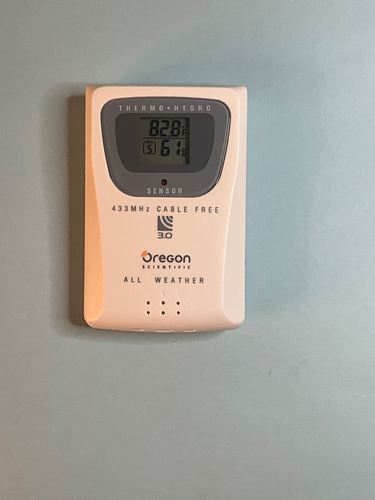 Oregon Scientific THGR810 Thermometer and Humidity Sensor-10 Channels ...