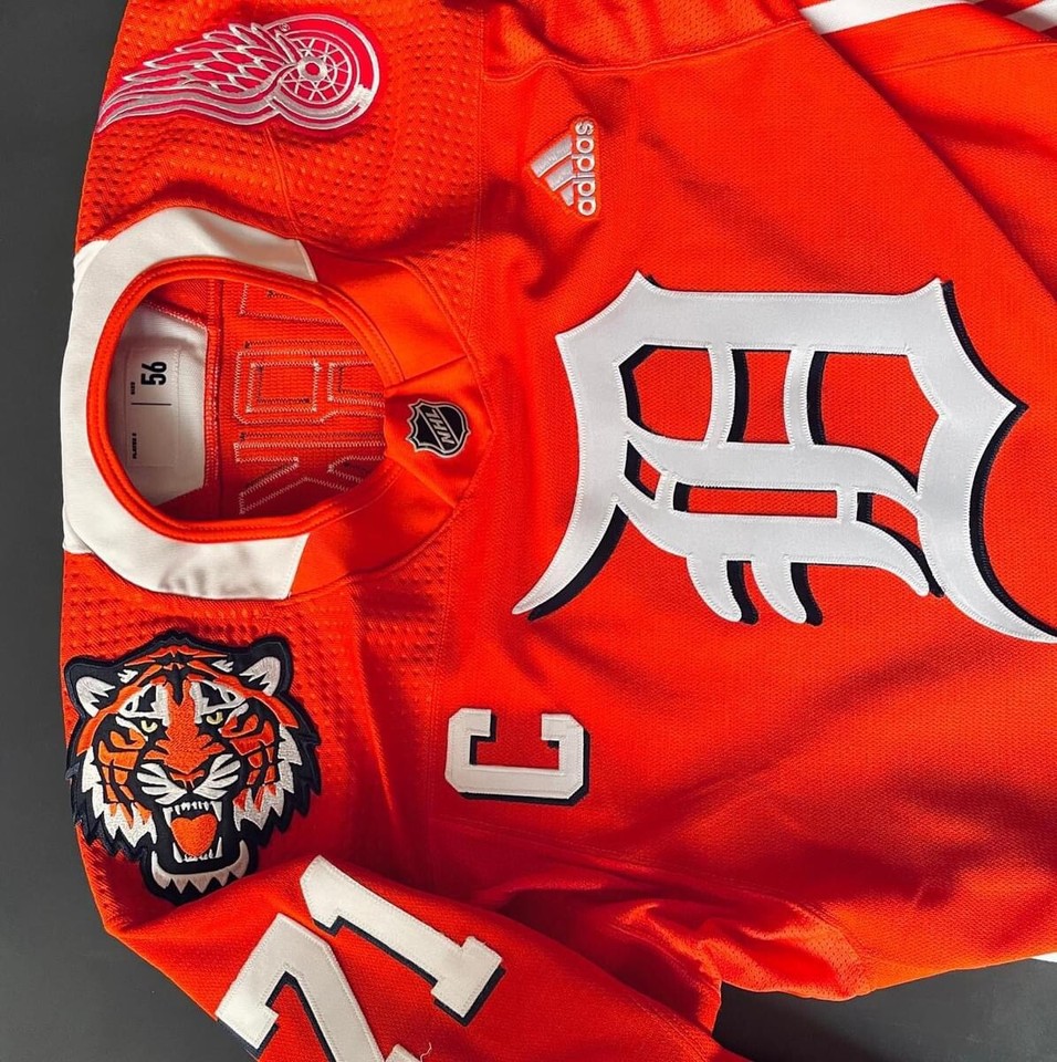 Detroit Red Wings X Detroit Tigers MIC Adidas Crossover Jersey Size 56 ...
