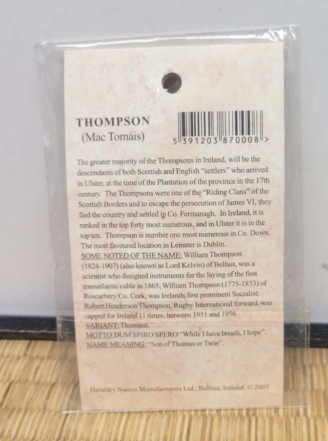 HERALDRY NAMES FAMILY CREST COAT OF ARMS THOMPSON KEYRING | eBay