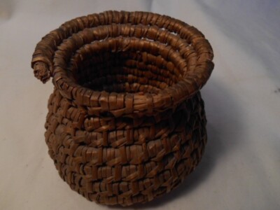 Native American Woven Small Straw Basket - Nice Small Size | eBay