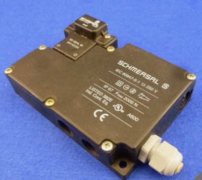 Schmersal Sicherheitsschalter IEC 60947-5-1 / IEC60947-5-1 250V | eBay.de