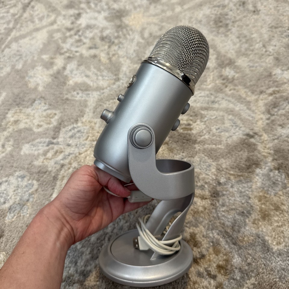 Logitech Blue Yeti USB Microphone Silver With Stand Tested Working | eBay