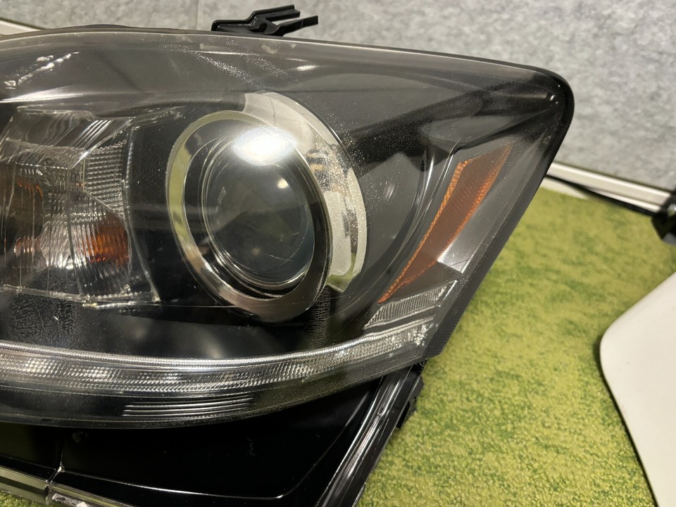 Lexus IS-F IS250 IS350 Late Model HID Xenon Headlight Lamp Pair OEM JDM ...