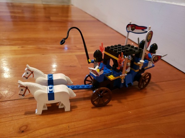 Vintage Lego 6044 Castle Royal Knights - King's Carriage - Complete ...