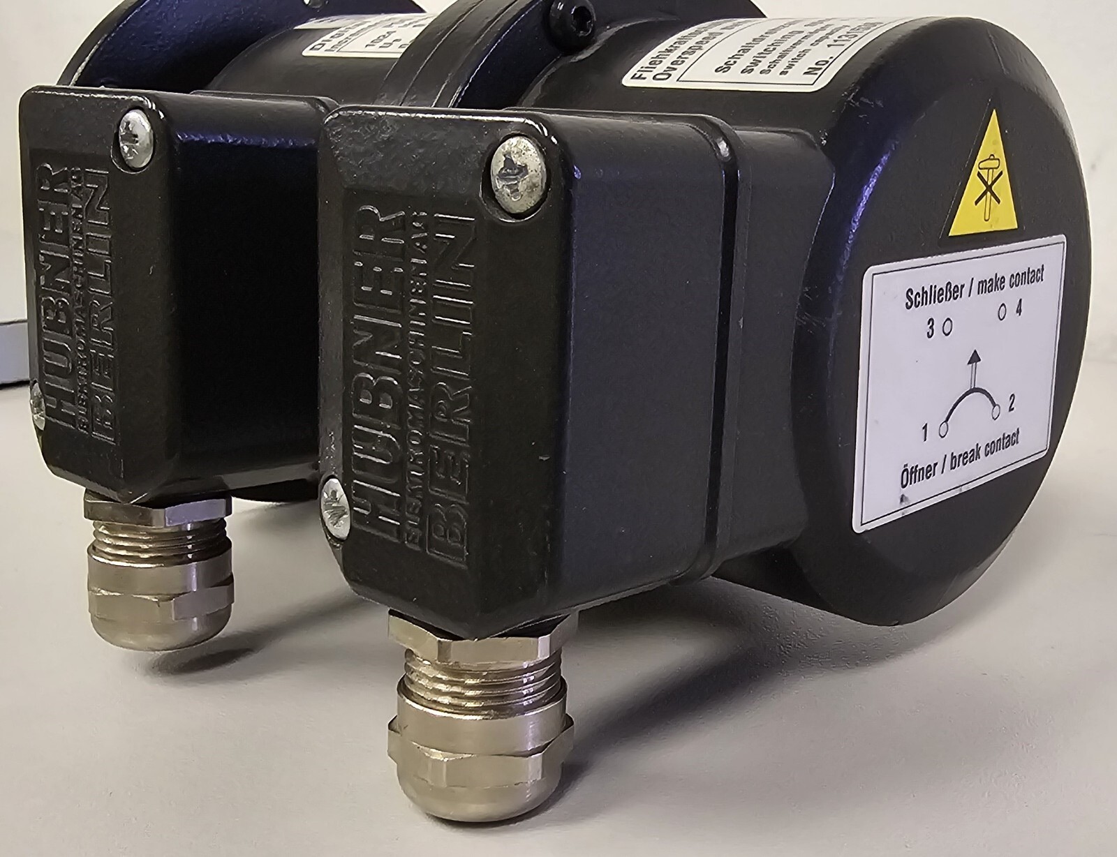 Digital tacho/encoder HUBNER P0G9D1024 with overspeed switch FSL | eBay