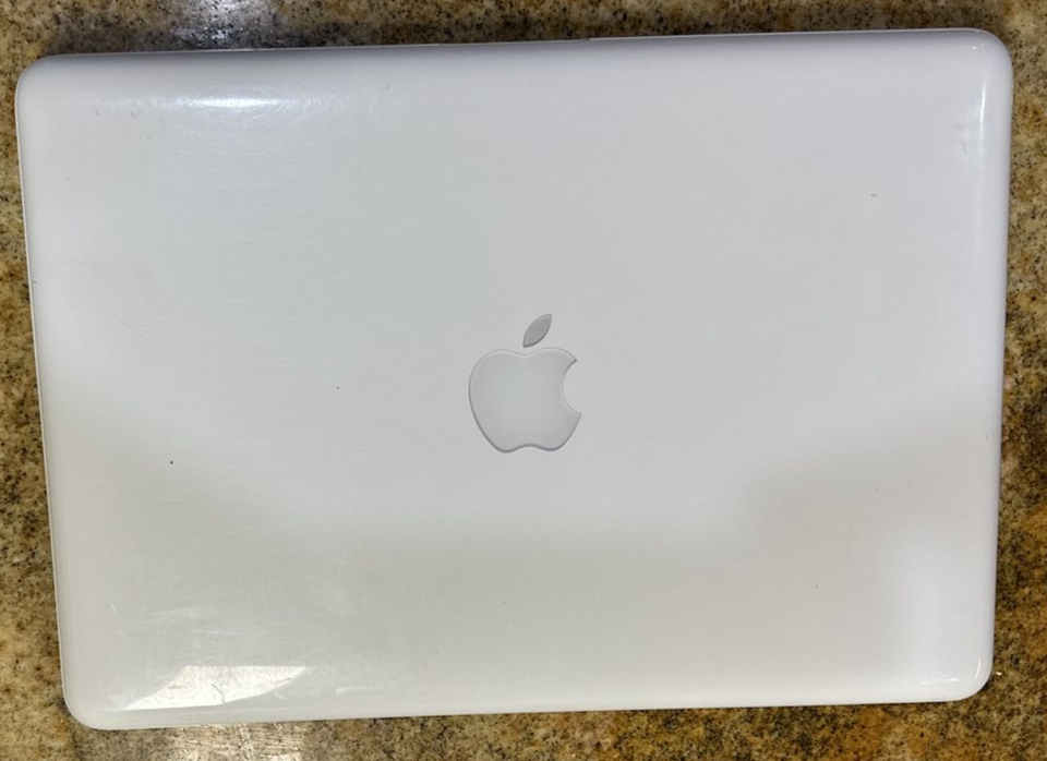 Apple Macbook 13 A1342 White Unibody 2.26GHz 128GB SSD 2GB High Seirra ...