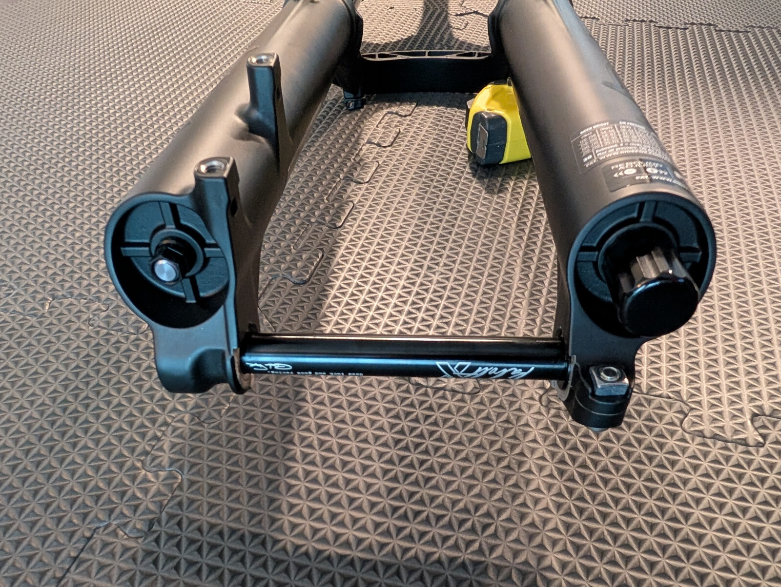 FOX 38 Suspension Fork - 29" 170mm Rhythm w/ GRIP Damper - Brand New | eBay