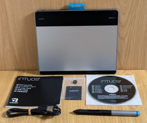 Wacom CTL-480 Intuos Small Creative Pen Tablet Excellent | eBay