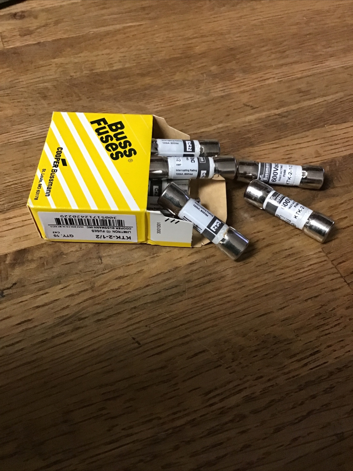 Lot Of 10 Bussmann Limitron KTK 2-1/2 Amp Fuses 600 Volts NIB | eBay