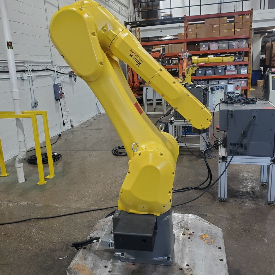 FANUC M-20iB/25 Robot System Complete w/ R-30iB Plus - Only 3176 Hours ...
