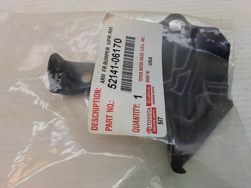 NEW OEM 2018-2020 TOYOTA CAMRY FRONT BUMPER RIGHT UPPER BRACKET 52141 ...