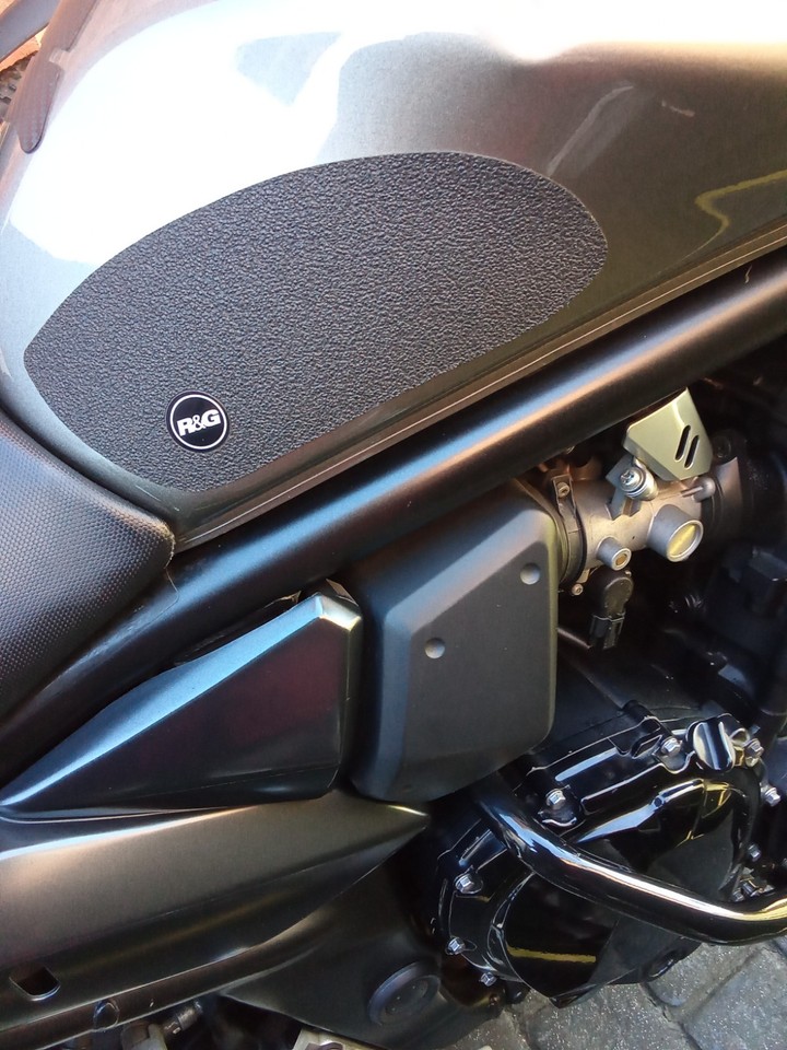 SUZUKI BANDIT GSF 1250 SALO 2010 MILAGE 23226 | eBay UK