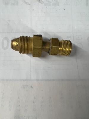 CGA-320 to CGA-580 Adapter CO2 to Argon - Superior A-809 / Western 806 ...