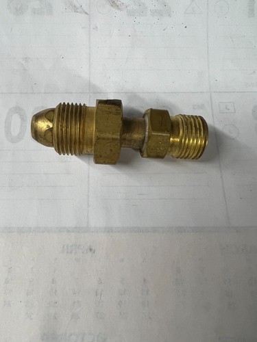 CGA-320 to CGA-580 Adapter CO2 to Argon - Superior A-809 / Western 806 ...