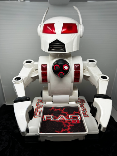 Vintage ToyMax RAD 2.0 Robot with Darts, Tray and Battery - No Remote ...
