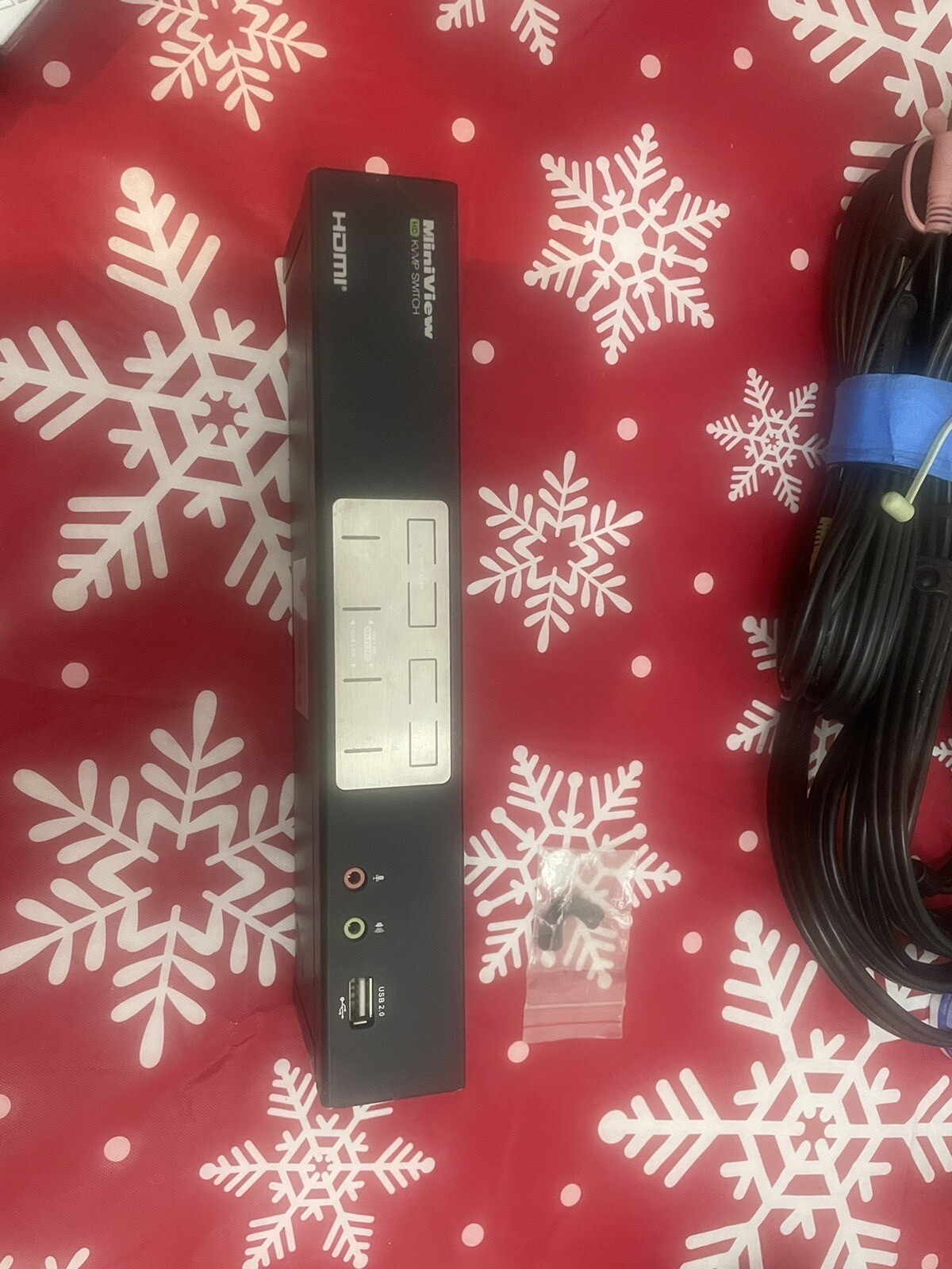 IOGear MiniView GCS1794 4-Port HDMI Multimedia KVMP Switch w/ Audio ...