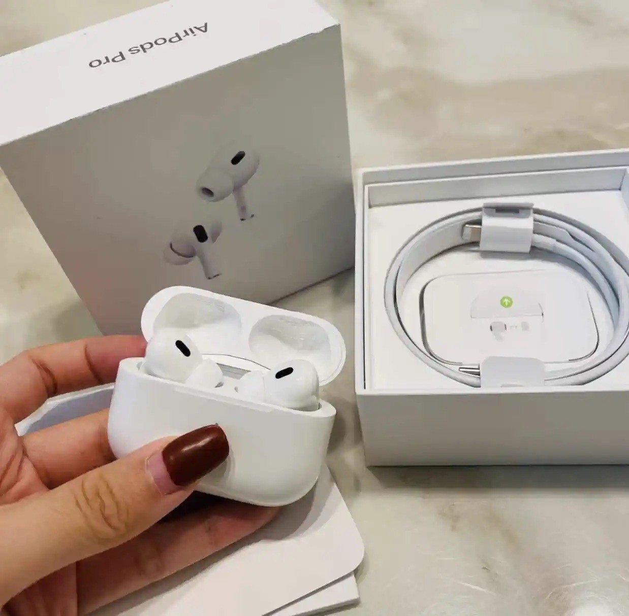Apple Pro (2nd Generation) Wireless Earbuds with MagSafe Charging Case ...