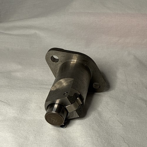 TOYOTA GENUINE 13540-88600 TENSIONER ASSY, CHAIN, NO.1 OEM 1354088600 ...