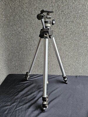 Bogen Manfrotto 3020 Professional Tripod w/ Bogen 3028 Head Made in ...