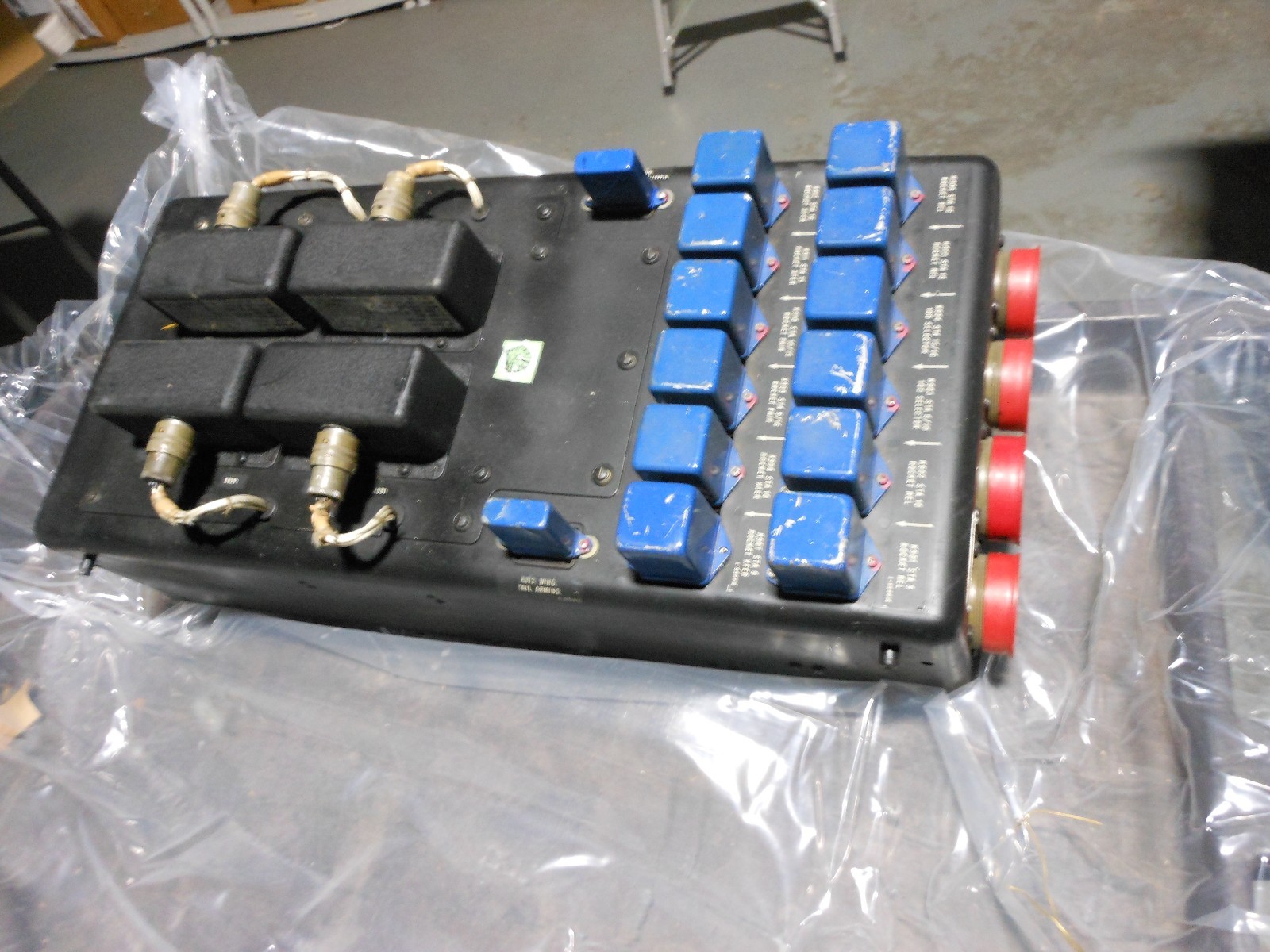 LOCKHEED MARTIN INTERCONNECTING BOX # 909596-1 NSN: 5975-00-019-1605 ...