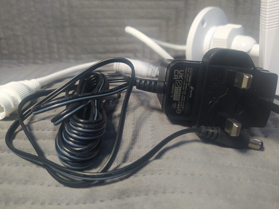 TP-LINK ‎Tapo C320WS Outdoor QHD Wi-Fi Surveillance Camera ( Free 10m ...