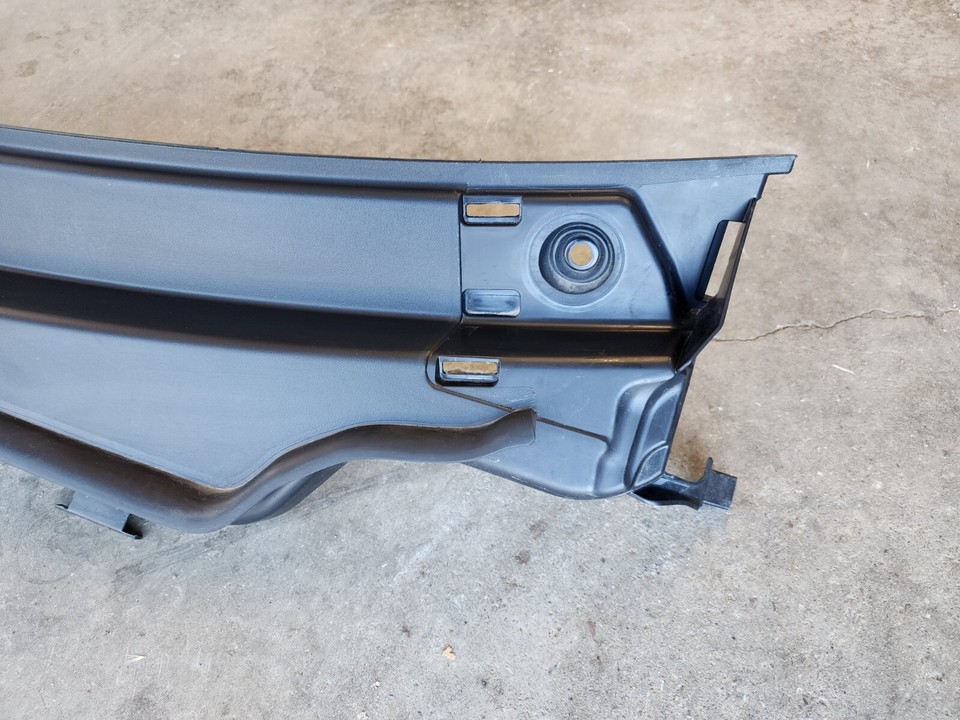 #M39 2016-2021 DODGE DURANGO Front Windshield Cowl Vent Panel OEM ...