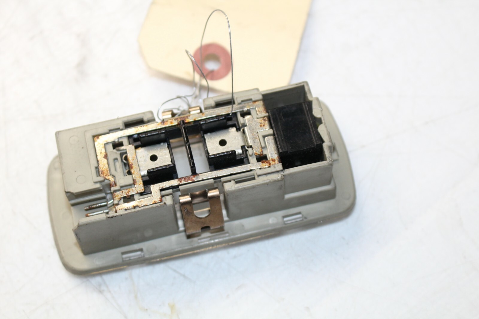 03-08 INFINITI FX35 FX45 REAR DOME LIGHT READING LAMP LEFT or RIGHT ...