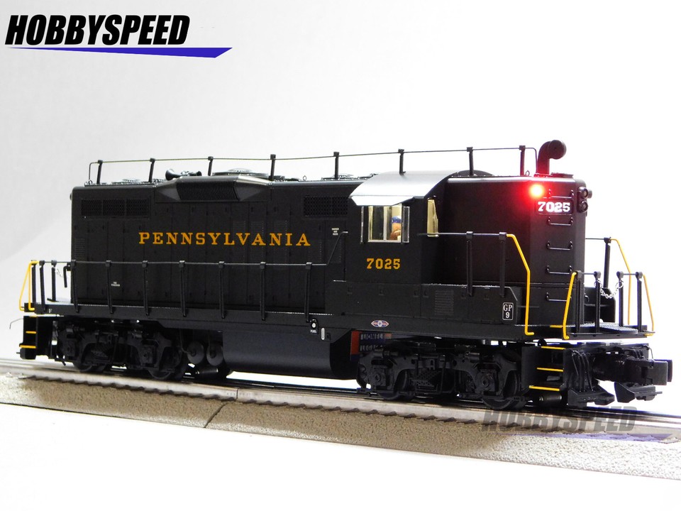 LIONEL PENNSYLVANIA PRR LEGACY GP9 #7025 O GAUGE DIESEL ENGINE 2433402 ...