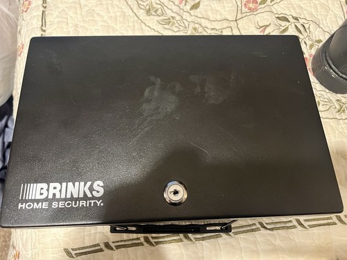 Brinks Home Security Cash Lock Box Storage w/Key. 12 1/2” x 8 1/2” x 4 ...
