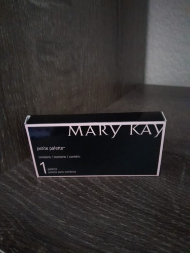 Mary Kay Petite Palette / Refillable Compact (unfilled) | eBay