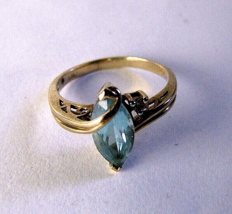 LGL Blue Topaz & Diamond Chip Accent Ring Vintage 10K Yellow Gold Size ...