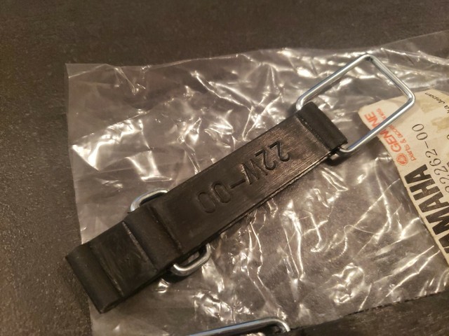 NOS Yamaha YZ80 1983 Rear Shock Sub Tank Holder Strap Band 22W-22262-00 ...