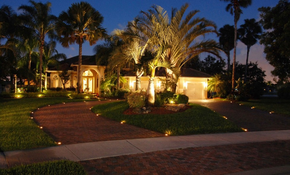 (14 Kit) LED Kerr Lighting Residential Paver Lights 4 x 8 for Patios ...