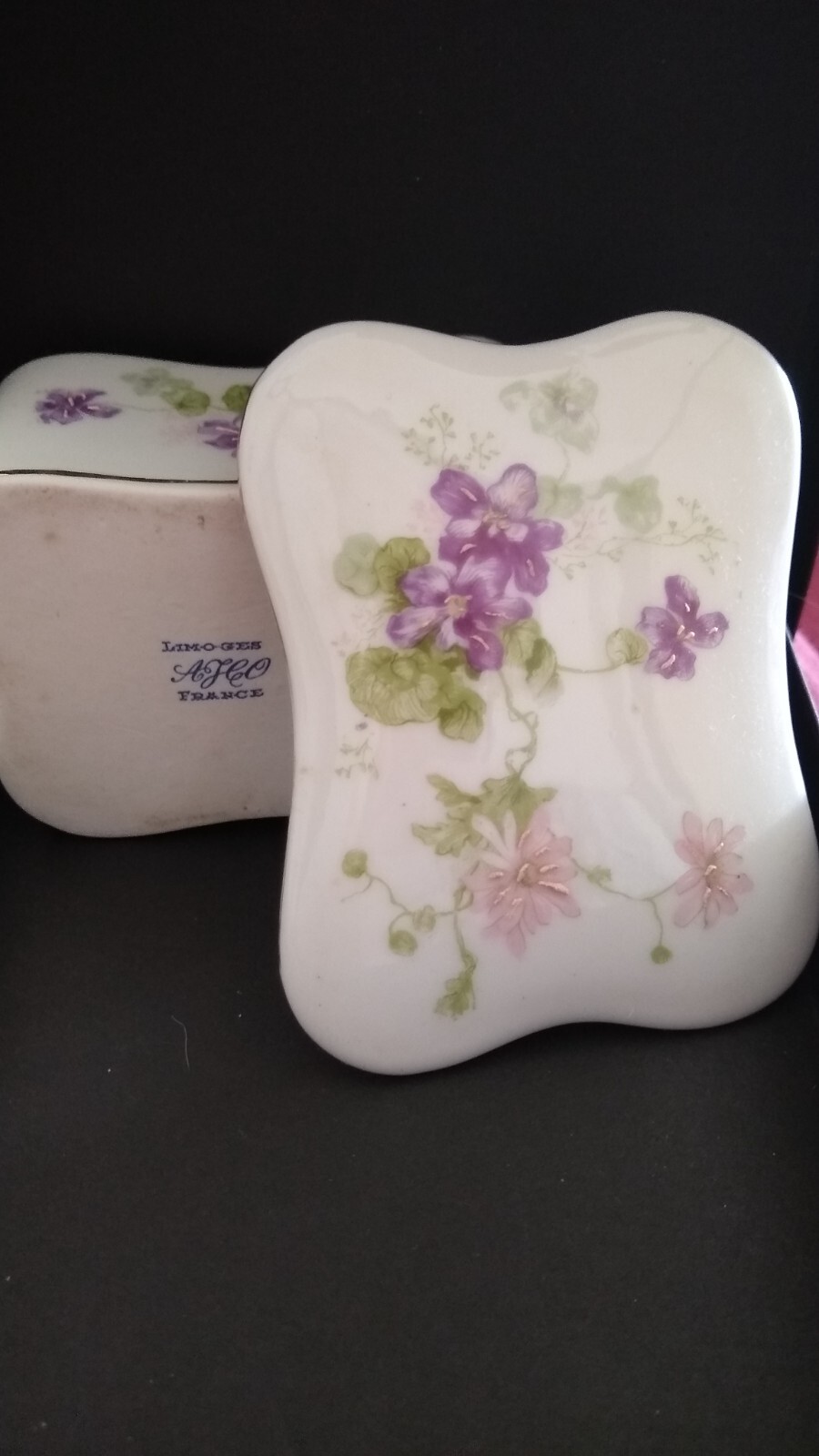 LIMOGES FRANCE PORCELAIN TRINKET BOX W/violet and pink Cosmos HAND ...