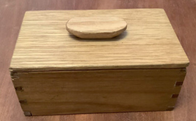 Vintage Wooden Dovetail Trinket Box with lid measurements are 14.5cm x ...
