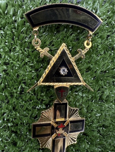 Vintage Knights Templar Past Commander Jewel Chest Pin | eBay