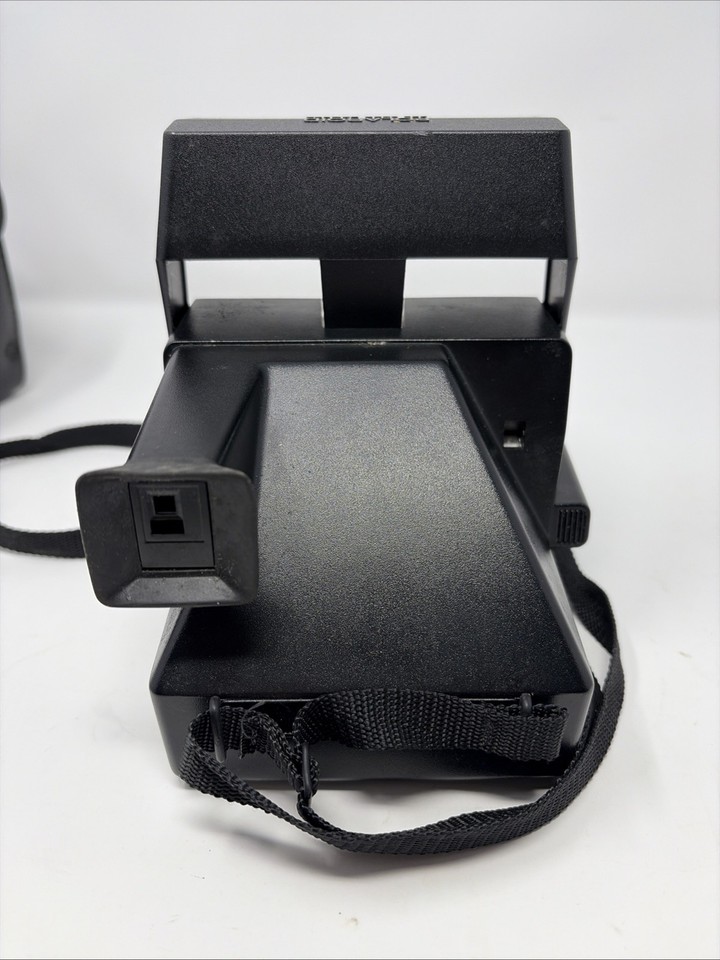 Polaroid 600 Type Land Camera Sonar Autofocus Sun 660 Instant Film ...