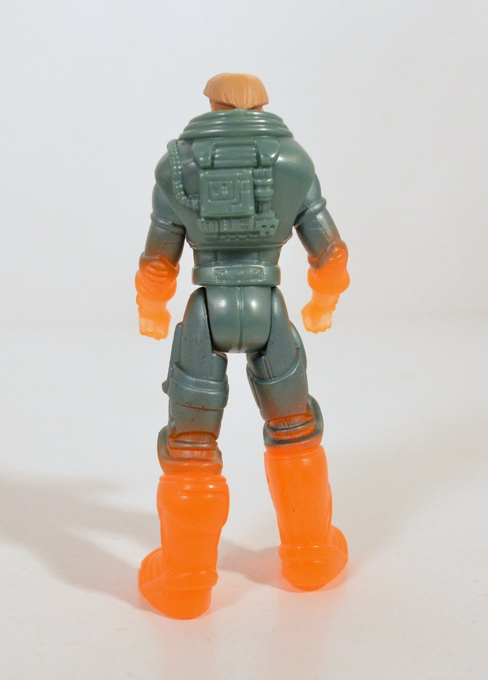 1999 Arc Runner Cale Tucker 4" Hasbro Movie Action Figure Titan A.E ...