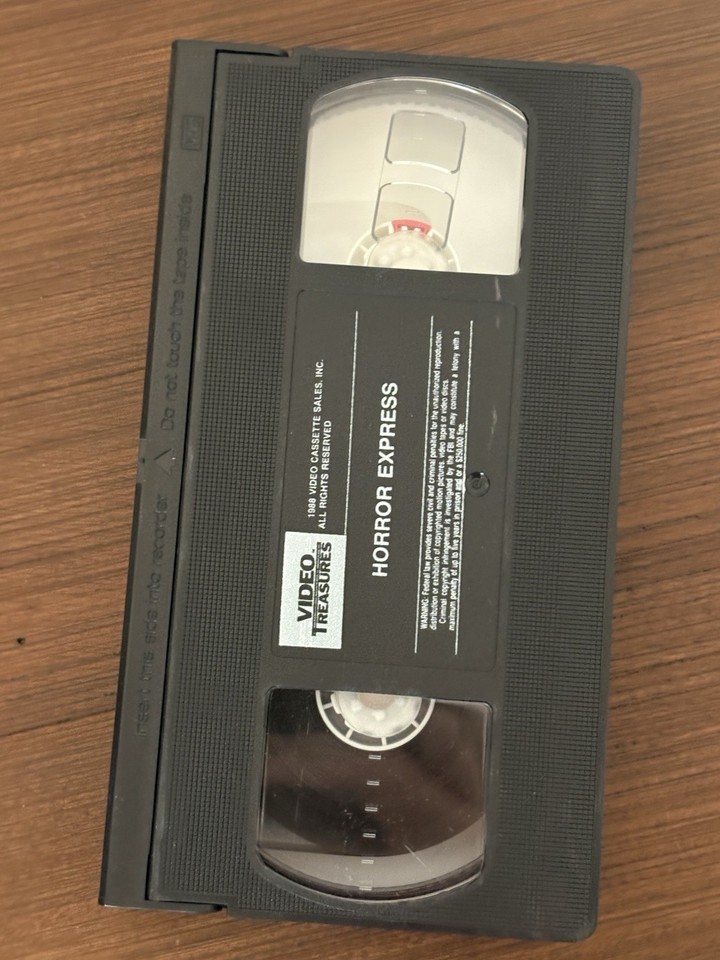 Horror Express VHS Video Tape Tally Savalas Peter Cushing Christopher Lee | eBay