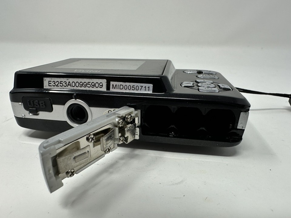 Vivitar ViviCam 5022 Digital Camera Silver 5.1mp 8x Zoom -TESTED ...