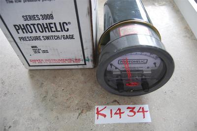 DWYER A3000 PHOTOHELIC GAUGE 240V 100MM W45J STOCK#K1434 | eBay UK