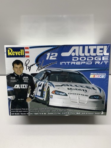 2004 Revell Ryan Newman Dodge Intrepid R/T Nascar Model Kit 1:24 85 ...